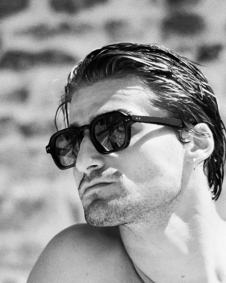 Portimo - Noir – Paul Ward